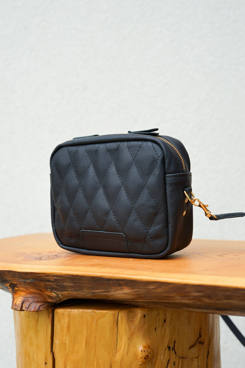 Rectangle Bag (Diamond Stitch: Black) – Clo's General Leather Co.